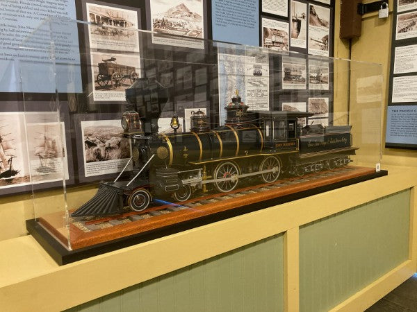 1876 4-4-0 Baldwin Locomotive 8-18C Series – 3Dp Train